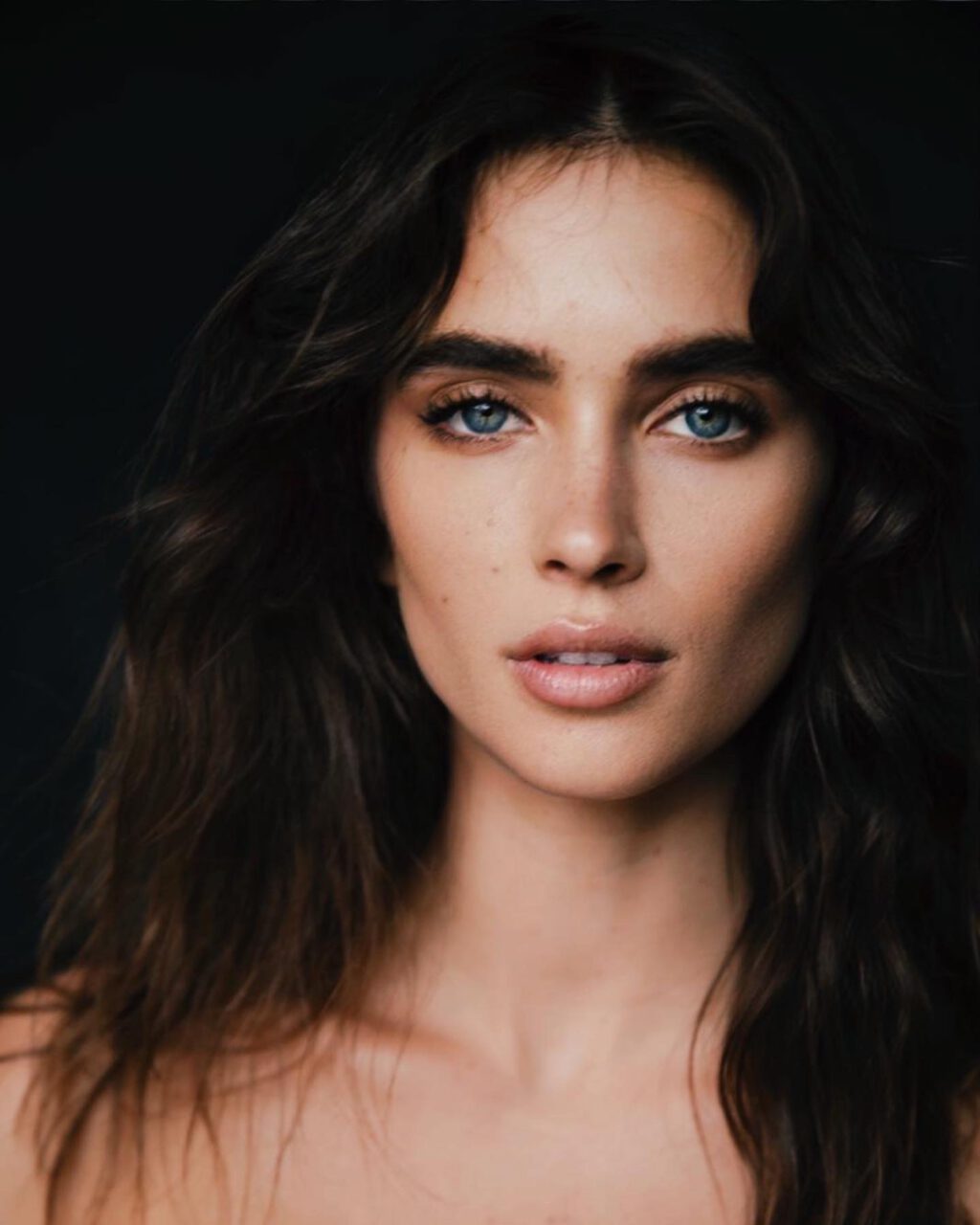 Elisha Herbert Bio Age Height Education Hobbies Parents Siblings Elisha Herbert Bio Age Height Education Hobbies Parents Siblings