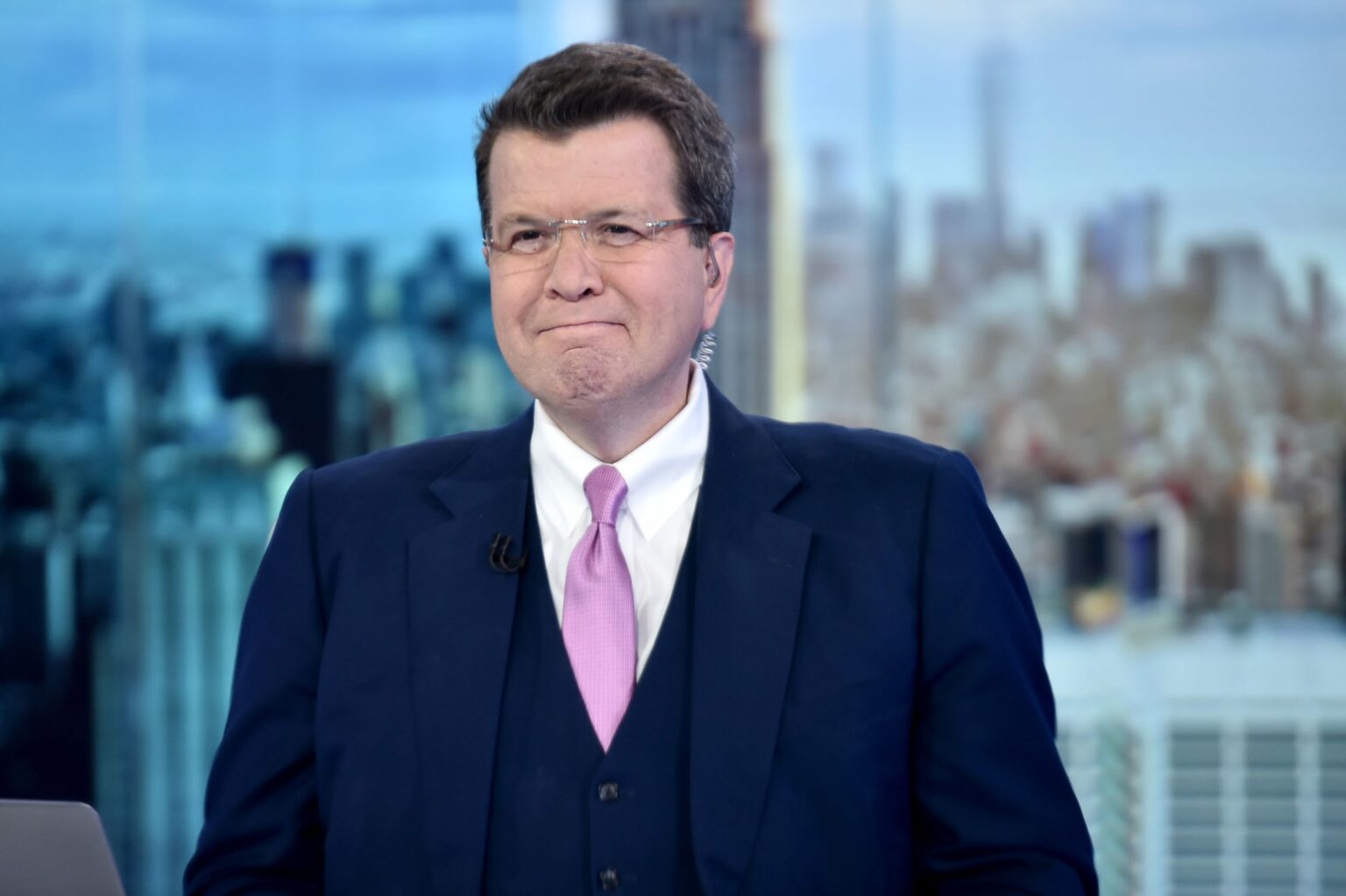 Neil Cavuto (American News Anchor) Bio, Age, Career, Spouse, Kids & Net ...