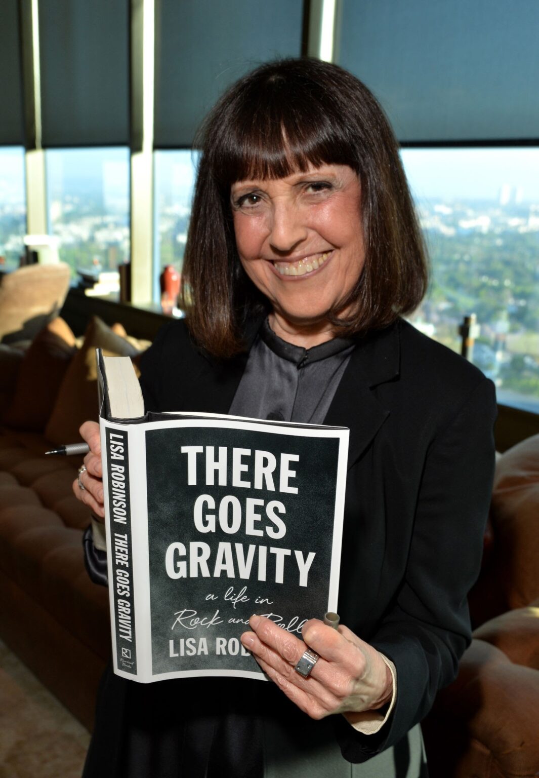 Lisa Robinson (American journalist and author) Bio, Age, Height and ...